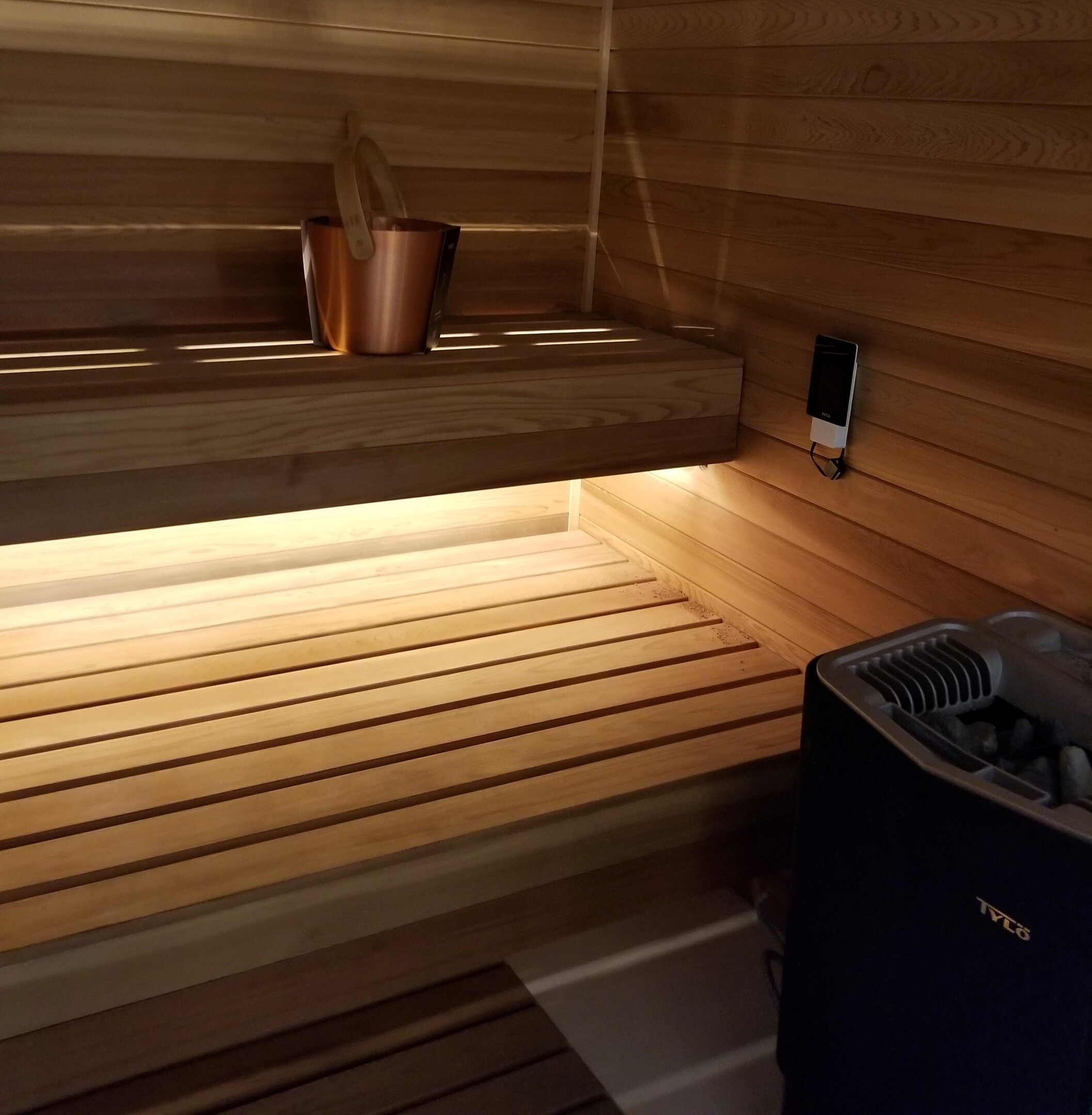 LK Floating Bench Style | Home Sauna Kit | SaunaFin